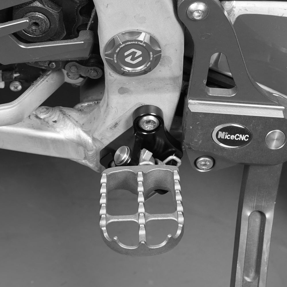 Foot Peg Lowering Mount Bracket Kit For Yamaha YZ125 YZ250 05-23